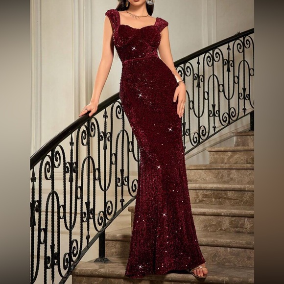 Dresses | Luxe Mermaid Hem Party Sequins Dress | Poshmark